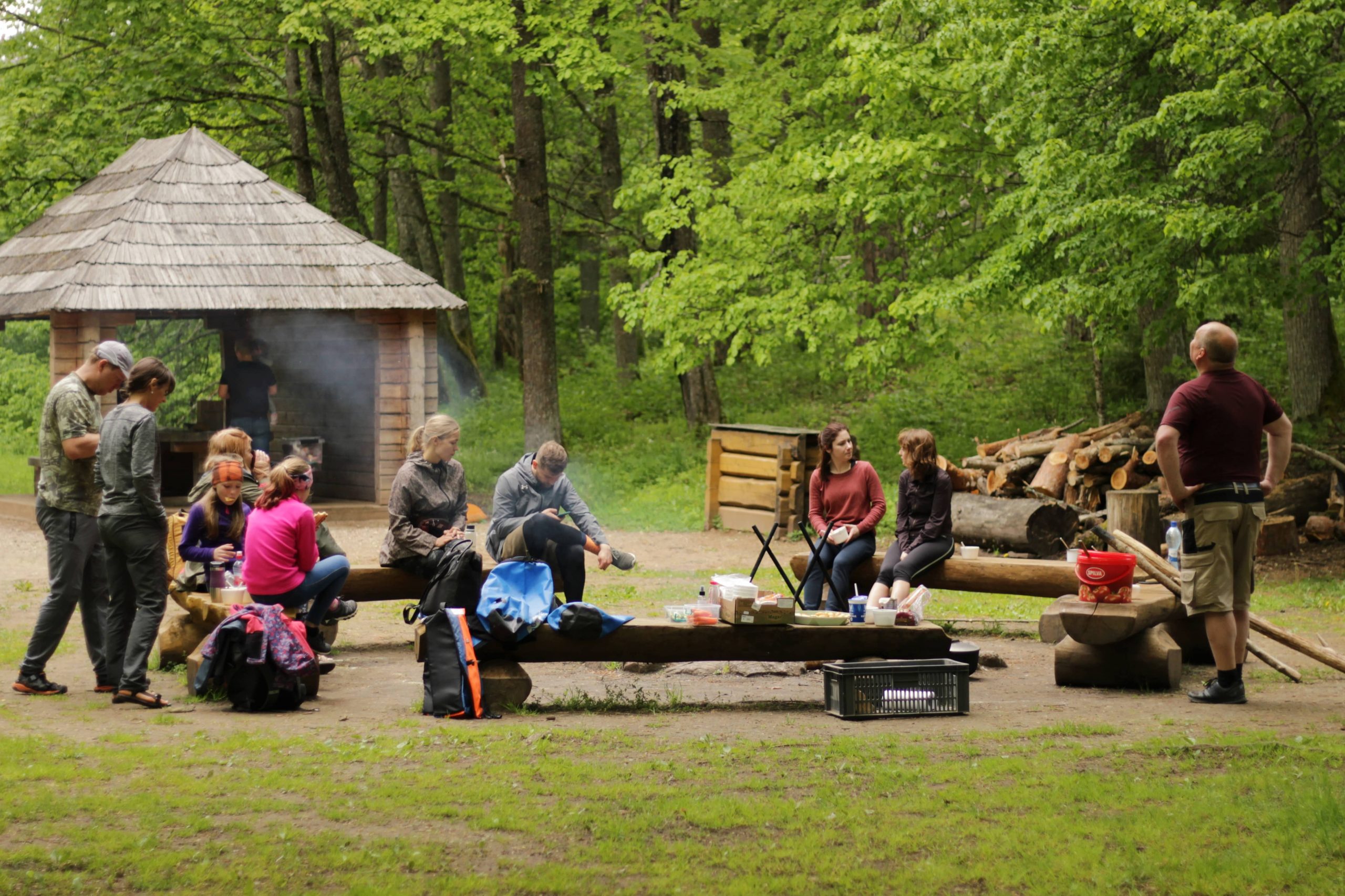 Atpūtas vietas ūdens aktivitāšu baudītājiem • Upeslaivas